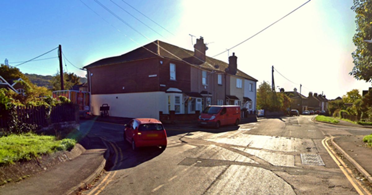 Road trial introduced to improve Wouldham High Street traffic - News ...