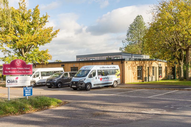 New specialist learning facility opens at The Oaks Specialist College ...